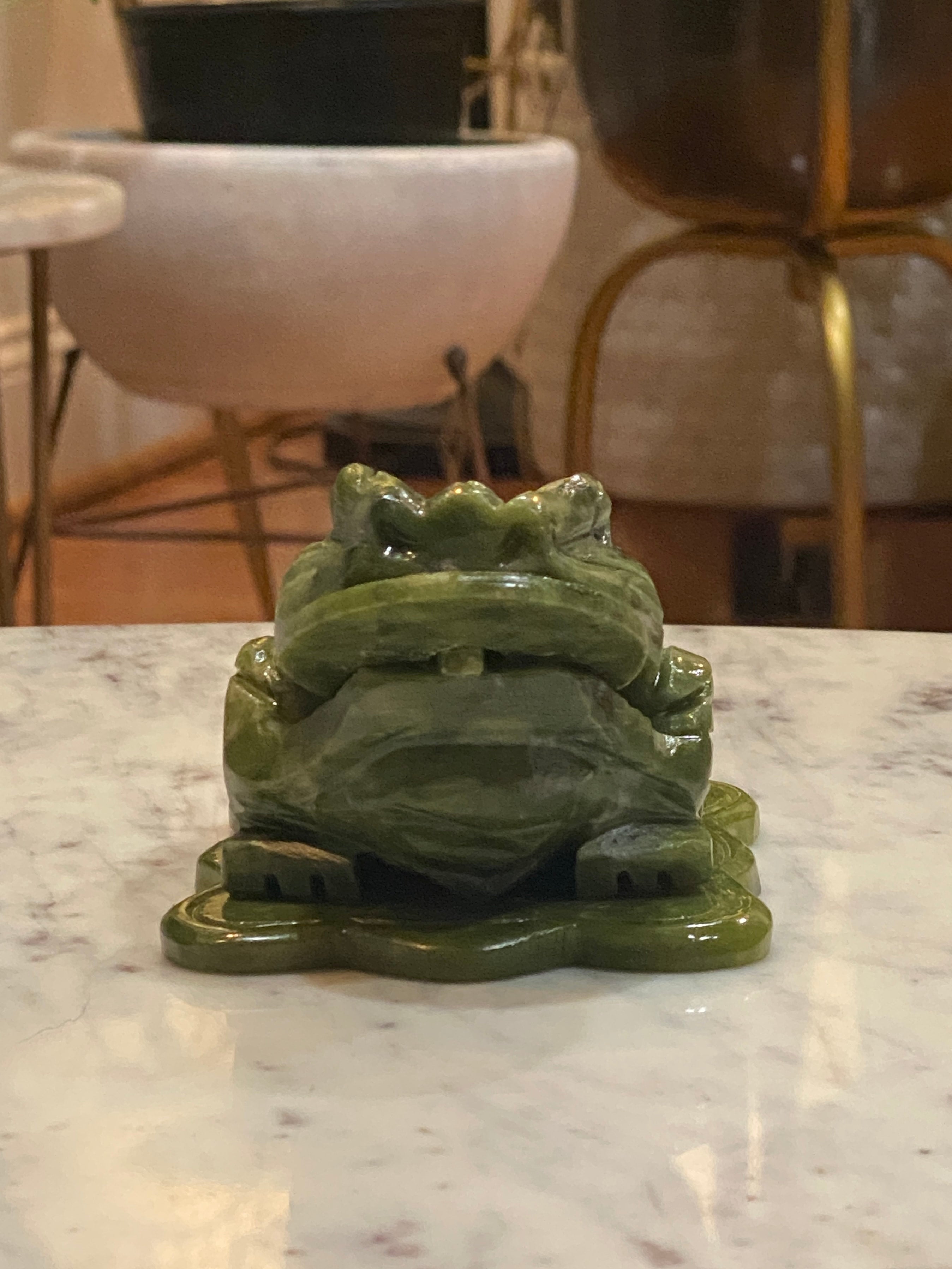Fortune Frog with Spinning Coins in mouth - Feng Shui Statue | Clara's ...